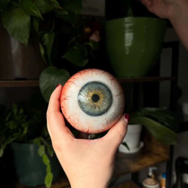Custom Eyeball Sculpture - Etsy