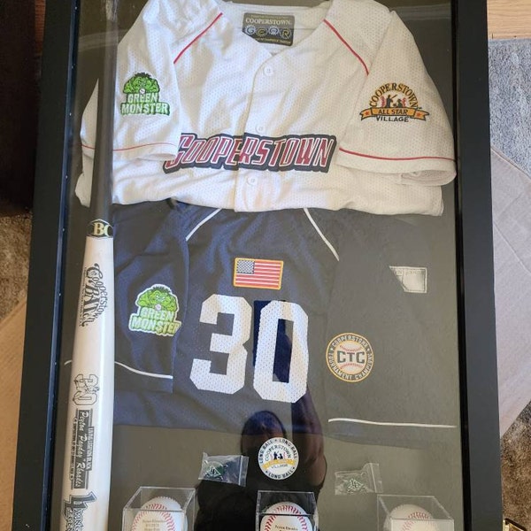 PENNZONI Jersey Frame Display Case - Crystal Clear Acrylic Jersey Frame ...