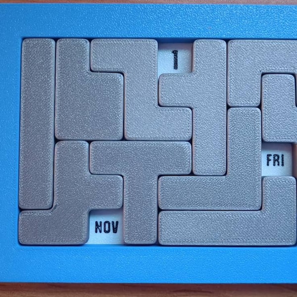 Pawn to Queen Chess Puzzle: 3D Printed Brain Teaser - Etsy