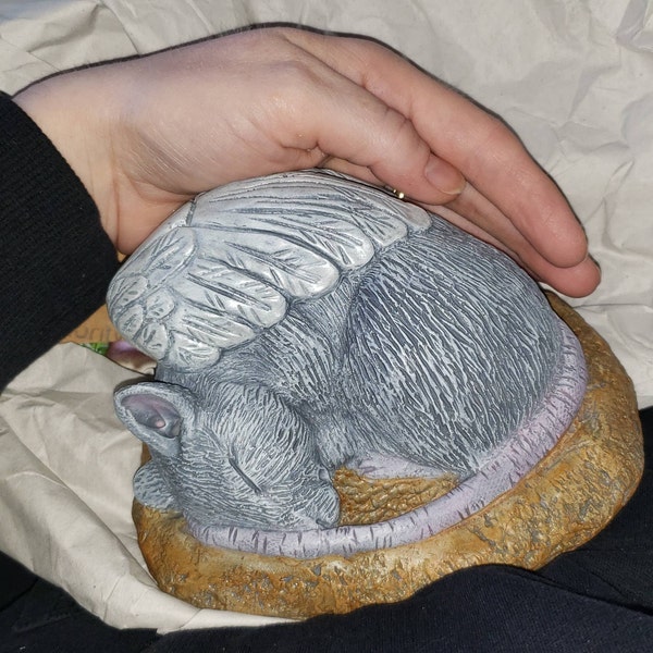 Rat Angel Statue, Rat Memorial, Concrete Rat Garden Statue, Rattie ...