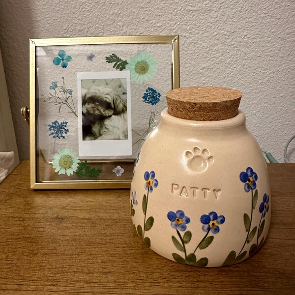 Forget Me Not Cat Urn, Blue Flower Dog Urn, Small Blue Flowers - Etsy
