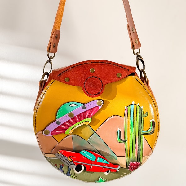 Leather Alien Abduction Desert Circle Purse With Interchangeable Charms ...