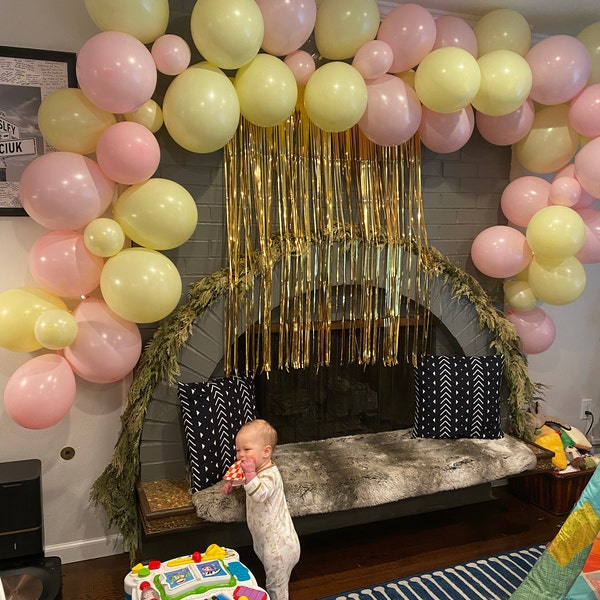 Bluey Balloon Backdrop, Let's Pawty Balloon Garland, Bluey Birthday ...