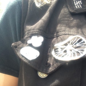 Holds May Spin: Climbing Pin Badge - Etsy UK