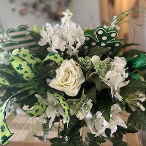 Saint Patrick's Cemetery Saddle spring Cemetery Flowers flower for ...