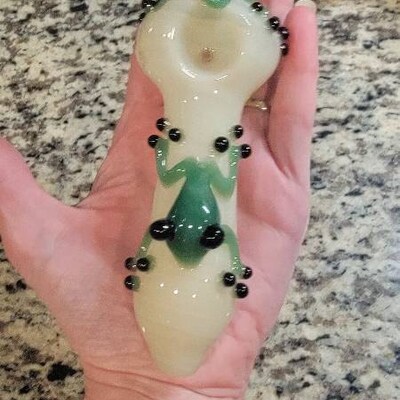 Glass Pipes/ Glass Pipe/ Pipe/ Pipes/ Frog Glass Pipe/ S54 - Etsy