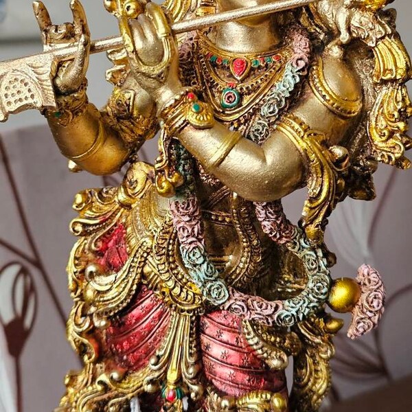 Lord Hanuman Sitting Religious Hindu Statue With Gada, Indian Bahubali ...