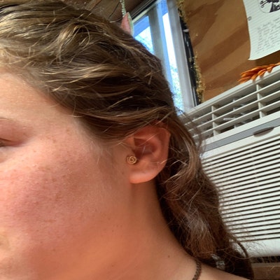 Poppy Flower Nose Stud Poppy Tragus Cartilage Stud Tiny Gold - Etsy