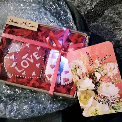 10 Homemade Gingerbread Stork Cookies Decorated With Royal Icing Sugar ...