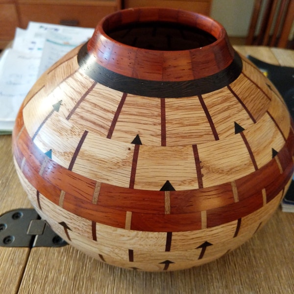 Segmented Wood Footed Bowl With Padauk Design - Etsy