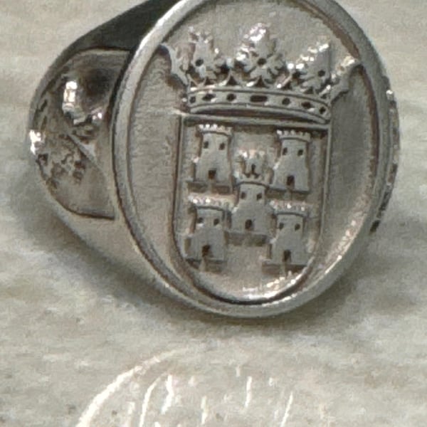 10K Gold, 14K Gold, 18K Gold, Family Crest Coat of Arms Custom Ring for ...