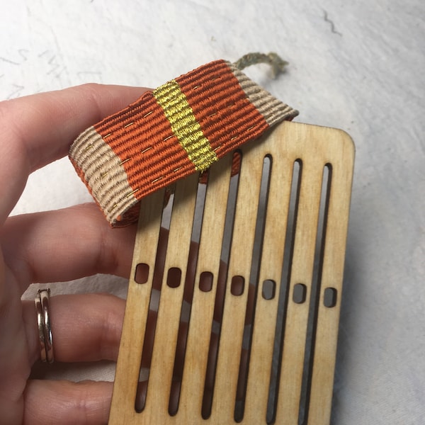 Mini Pocket Rigid Heddle Loom- Band Weaving, Back Strap Weaving, Tape ...