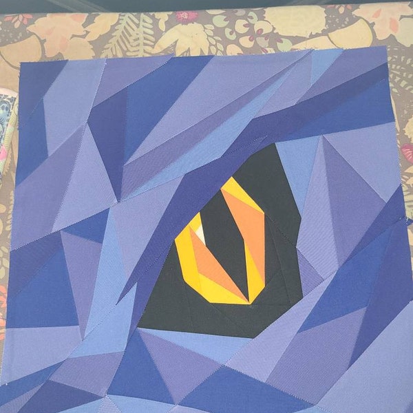 Dragon Eye Pillow FPP Pattern - Etsy