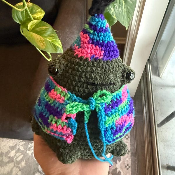 Jumbo Wizard Frog Crochet Pattern / Chunky Crochet Wizard Mage / US PDF ...