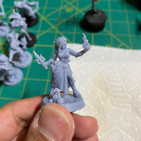 Sony Jona Ashen Alfar Elf 3D Printed Resin Miniature | Tabletop Role ...