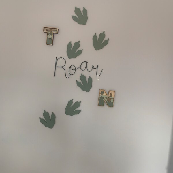 Roar Lettering - Dinosaur Feet - Footprints - Dino - Wire Words - Wall ...
