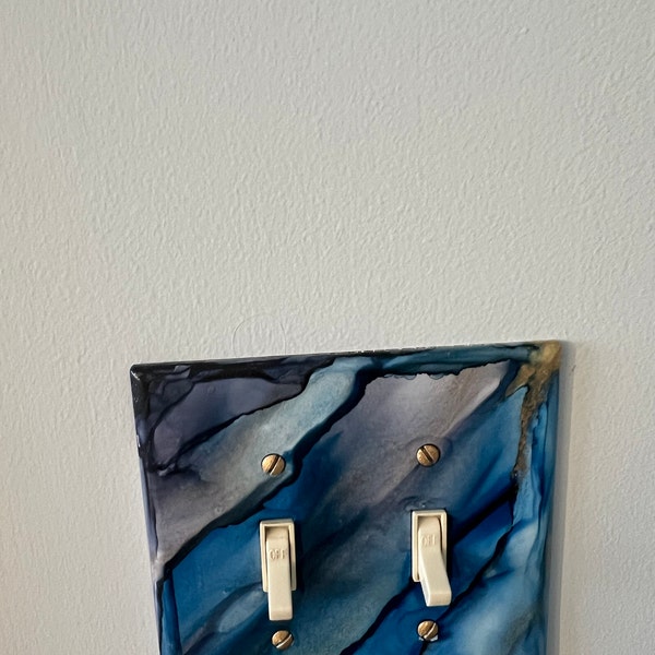 Colorful Abstract Art Light Switch / Electrical Outlet Cover - Toggle ...