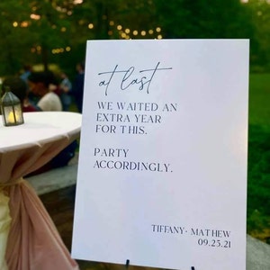 Paperless Wedding Program QR Code Wedding Sign Scannable | Etsy