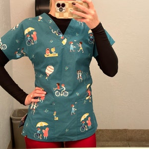 Scrub Tops Vintage Move It Football Head Hey Arnold Helga Gerald ...