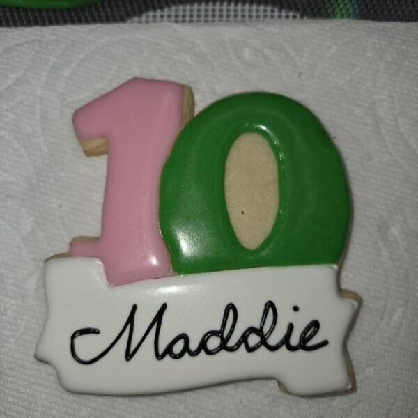 Number 10 With Banner Cookie Cutter - Etsy