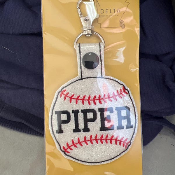 Vintage Boombox Keychain, Boombox Key Fob, 80s Keychain, 80s Boombox ...