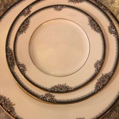 Set of 7 Vintage Mikasa Bone China Mount Holyoke Cups and Saucers - Etsy