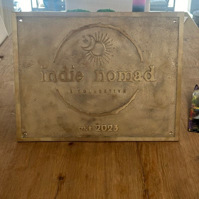 Custom Made Cast Bronze Signs & Plaques Personalized Logo/crest Plaques ...