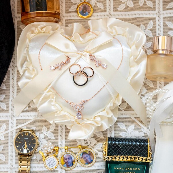 Wedding Bouquet Photo Memorial Memory Charm, Gold Pearl Pin to Attach ...