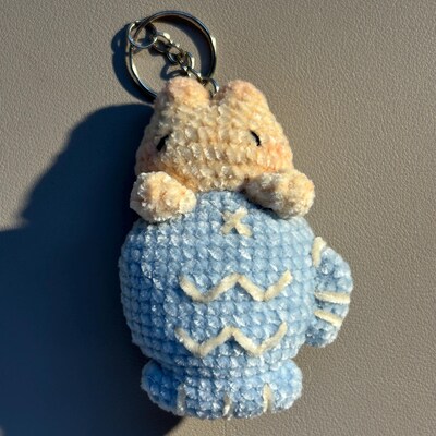 Crochet Plush Peanuts Snoopy Keychain / Pocket Pal - Etsy