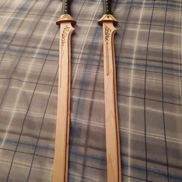 Icingdeath, Twinkle -- Wooden Cosplay Drizzt Do'urden's Scimitar Sword ...