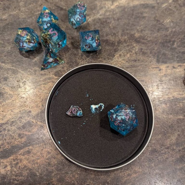 Sage’s Glyphed Green Cracked Glass Gemstone Polyhedral Dice Set ...