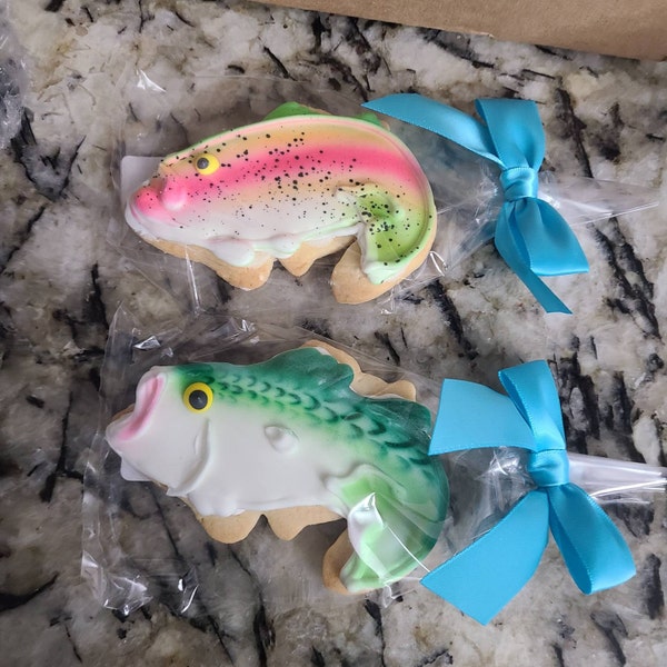 Bass Fishing Cookies- Set of 6 Crunchy Shortbread Cookies Individually ...