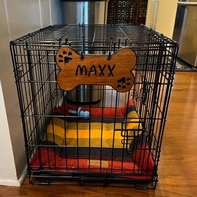 Dog Name Dog Crate Sign With Hooks - Etsy