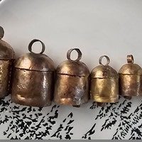 RUSTIC FARMHOUSE BELLS 5 Rough Hewn Gold Bells W/ Wooden Clappers in 6 Sizes Shabby Chic Cow ...