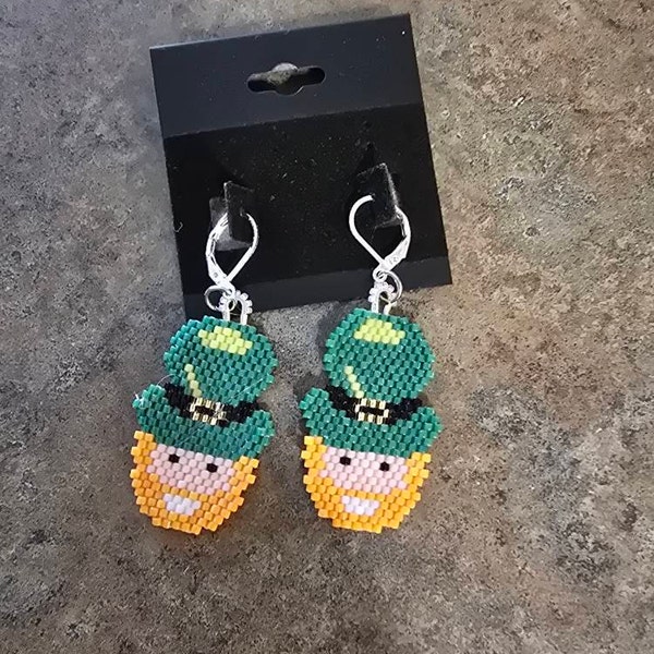 St. Patrick's Day Earrings Pattern, Four Leaf Clover, Rainbow and Pot ...