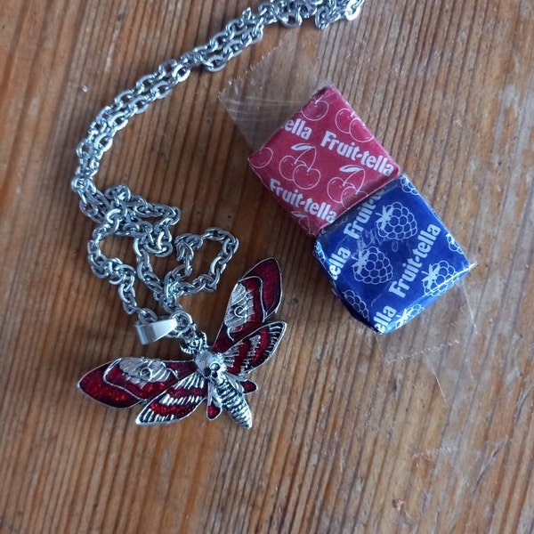 Blood Red Death Moth Head Hawkmoth Gothic Witchy Skull Pendant Silver ...