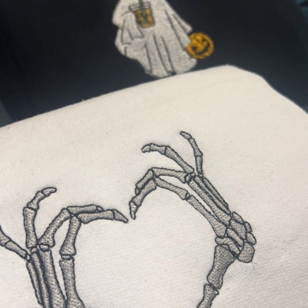 Skeleton Hands Embroidery Design, Creepy Skull Skeleton Hand Heart ...