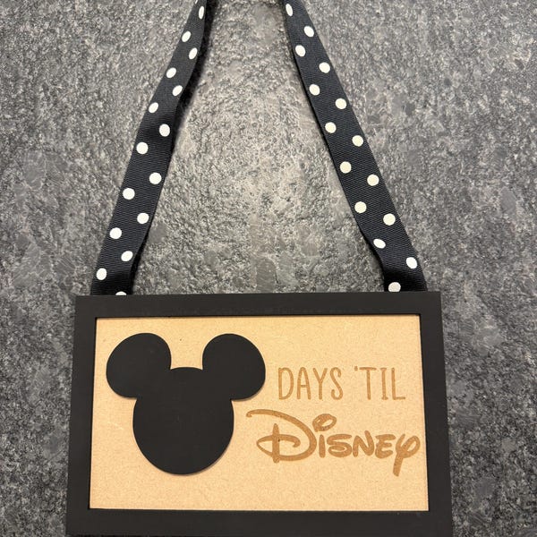 Days ‘til Disney Countdown Sign - Etsy