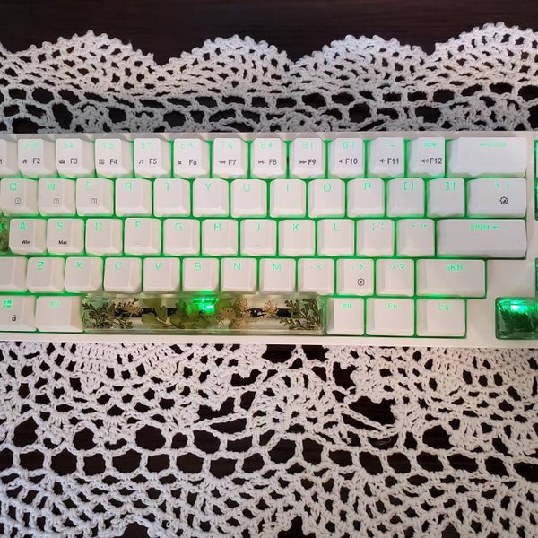 Leaf Typewriter Style RBG Keyboard With Number Pad and Wrist Rest - Etsy