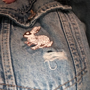 Bumblebee Flower Sticker Bumblebee Rose and Lavender Sticker | Etsy