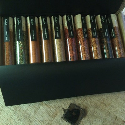 Scharfes Chili Geschenkset bis 700000 Scoville I 5 handverlesene Chilis ...