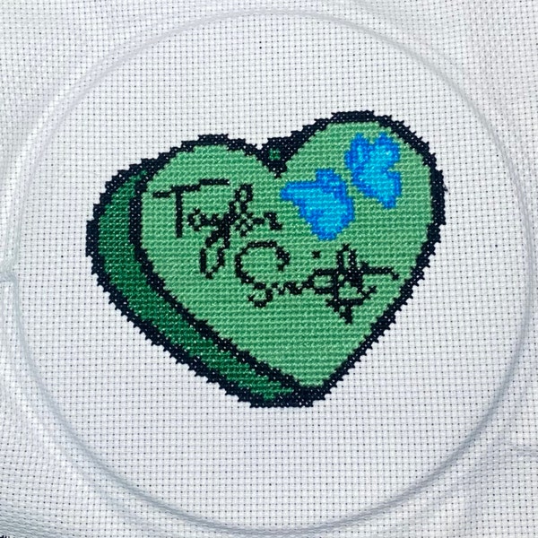 Skull Holly Mistletoe Cross Stitch Pattern - PDF Download - Etsy