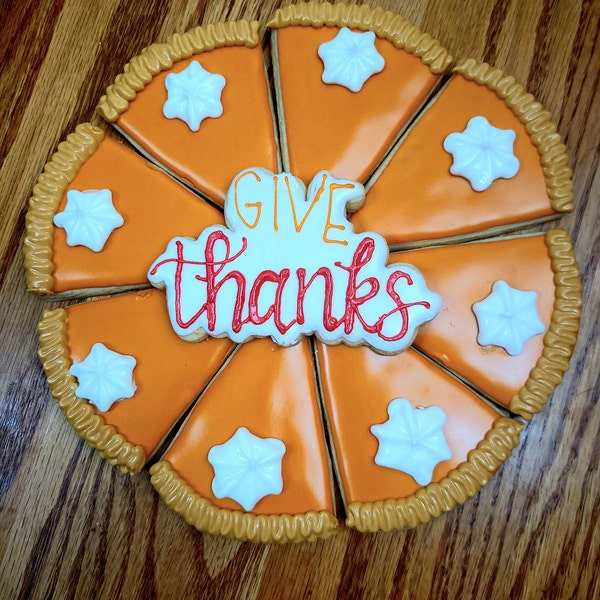 Thanksgiving Pie and Give Thanks Plaque Cookie Cutter - Etsy