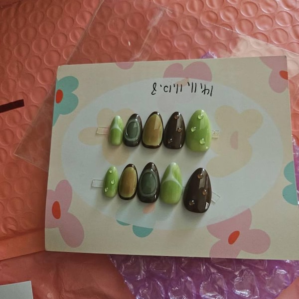 3D Multi-color Press on Nails: Freestyle Faux Acrylic Gel Nails - Etsy