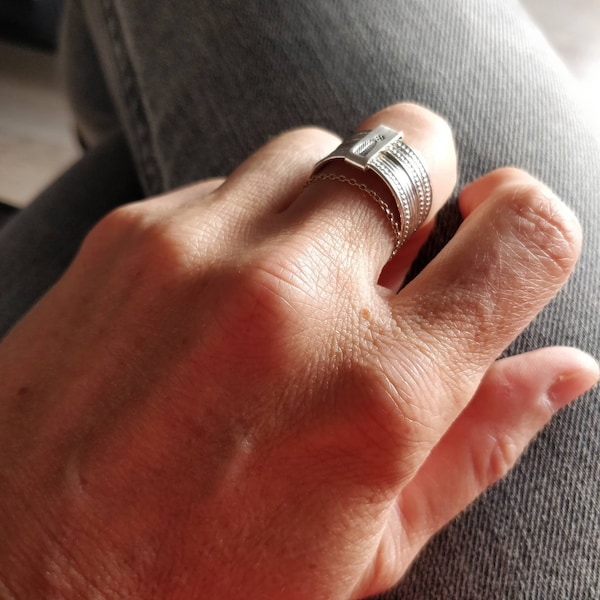 10 Stack of Twist and Turn Silver Rings - Etsy