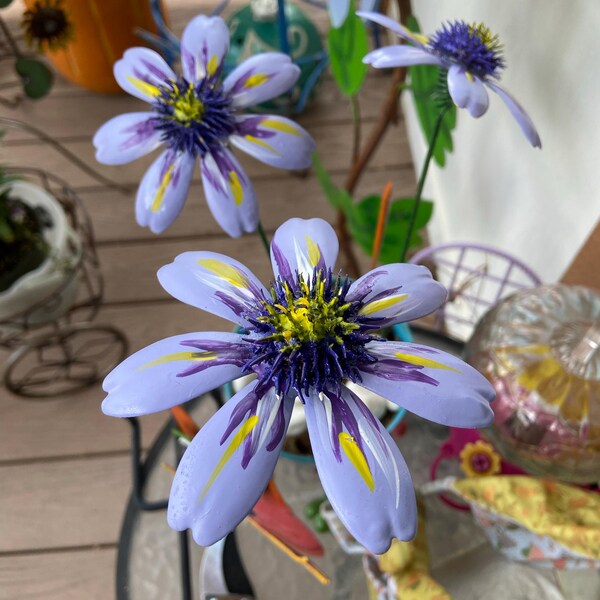 ONE 13 CONEFLOWER Assorted Colors Flower Pot Stake/blue Orange Red Lime ...