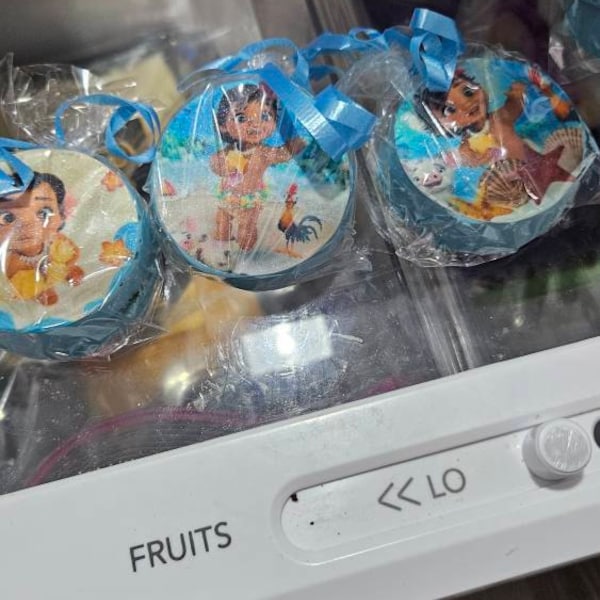 Princess Tiana Chocolate Covered Rice Krispies, Princess Party, Party ...