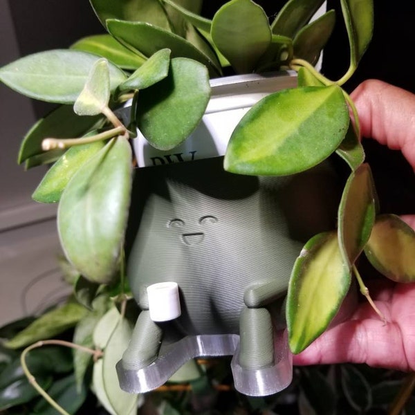 Alien Planter Alien Bust Plant Pot Scifi Indoor Planters Space Indoor ...