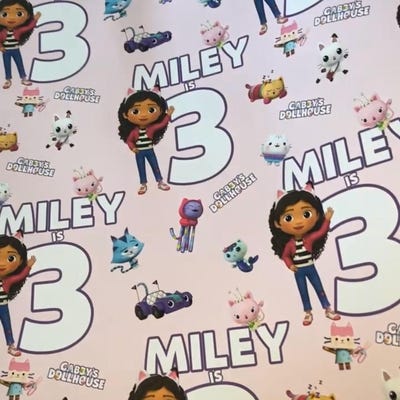 Wednesday Addams Wrapping Paper non Personalised, Wednesday Addams ...