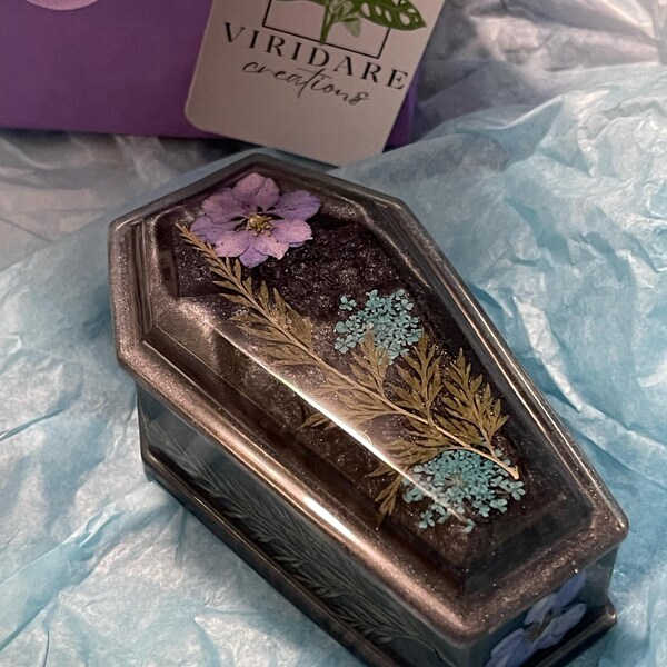 Custom Decorative Dried Pressed Flowers or Flower Petal Floral Dagger ...